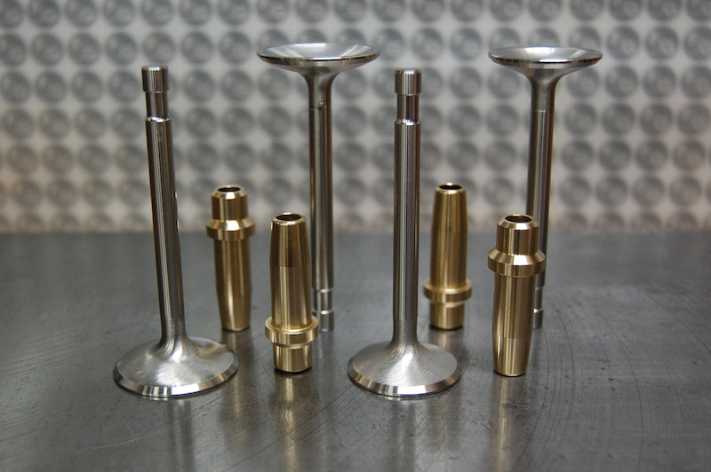 Triumph 650 Stainless OEM valve/guide kit – Franz and Grubb Engine