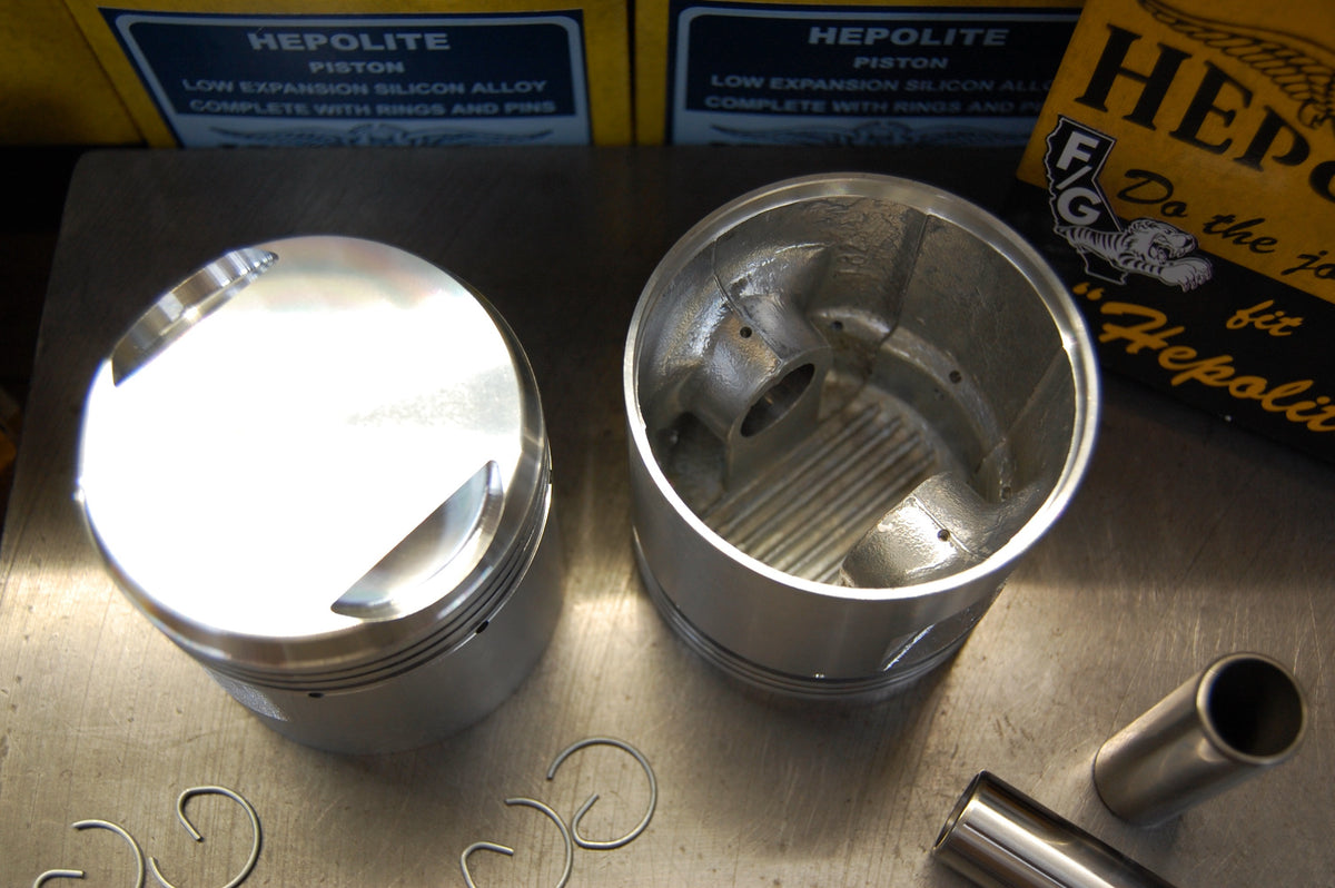 Triumph Hepolite 650 iron head 6T T110 piston and ring kit – Franz and ...